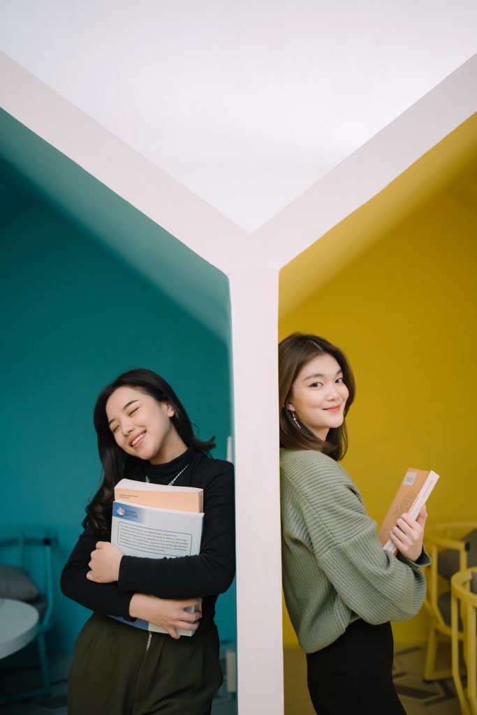 Fakultas Bisnis - UKWMS