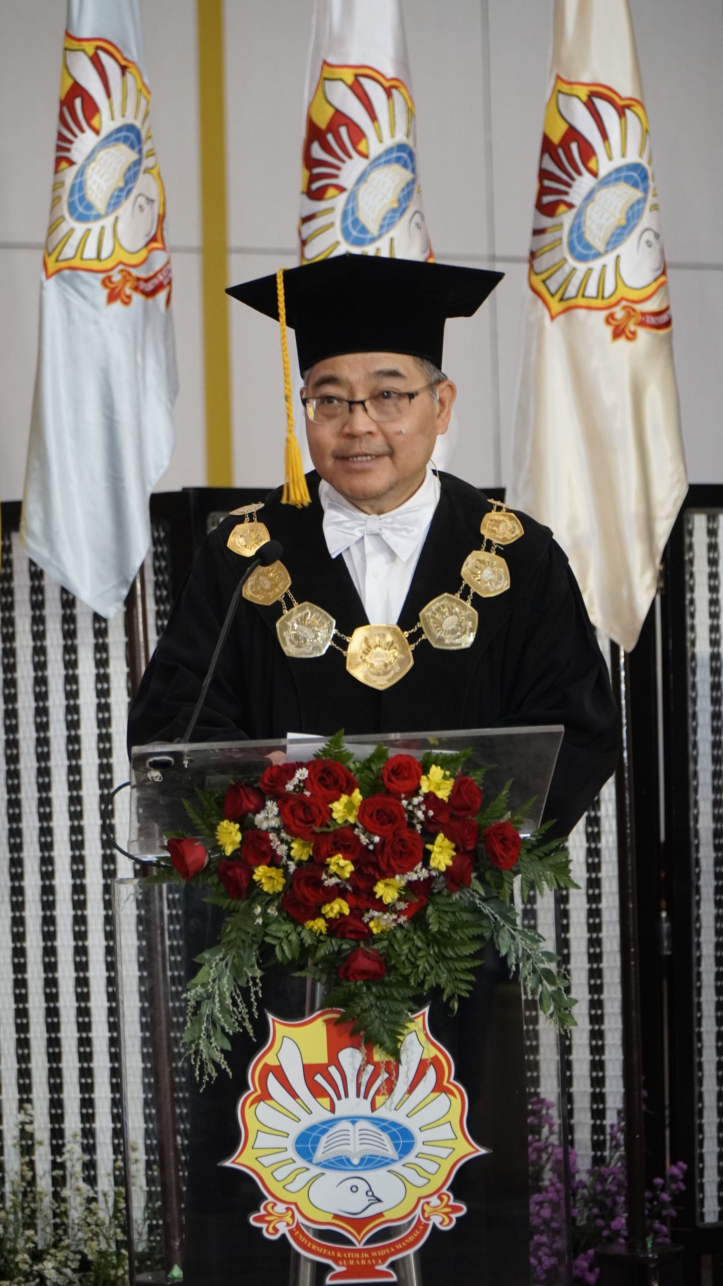 Lulusan UKWMS Berdampak Nyata bagi Masyarakat - UKWMS